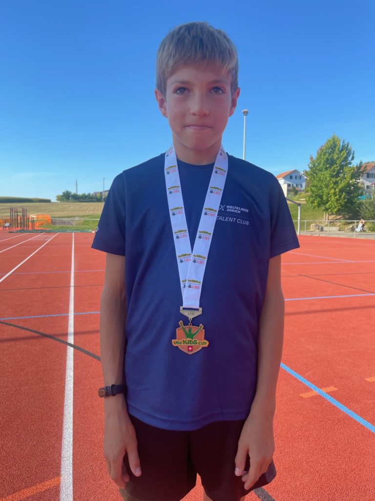 Athlétisme – Ismaële Esposto, d’Oron, médaillé de bronze – Le Courrier